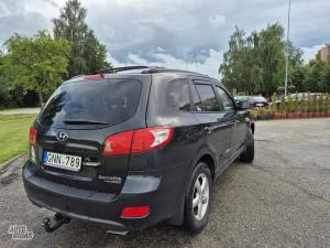 Melns Hyundai Santa Fe 2006 Viļņa, ar dzinēja tilpumu 2.20 L un nobraukumu 256 tūkst. km par 4500 €, foto 5 vietnē AUTOMOTO.COM.LV