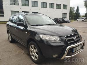 Melns Hyundai Santa Fe 2006 Rīga, ar dzinēja tilpumu 2.20 L un nobraukumu 365 tūkst. km par 3500 €, foto  vietnē AUTOMOTO.COM.LV