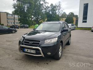 Melns Hyundai Santa Fe 2006 Rīga, ar dzinēja tilpumu 2.20 L un nobraukumu 365 tūkst. km par 3500 €, foto 9 vietnē AUTOMOTO.COM.LV