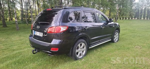 Melns Hyundai Santa Fe 2006 Limbaži, ar dzinēja tilpumu 2.20 L un nobraukumu 333 tūkst. km par 3400 €, foto 7 vietnē AUTOMOTO.COM.LV