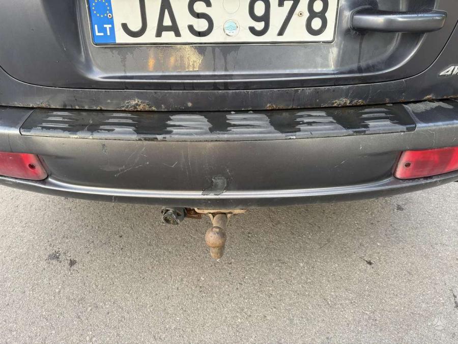Melns Hyundai Santa Fe 2006 Tauragė, ar dzinēja tilpumu 1.99 L un nobraukumu 372 tūkst. km par 1550 €, foto 10 vietnē AUTOMOTO.COM.LV