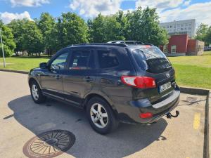 Melns Hyundai Santa Fe 2006 Kauņa, ar dzinēja tilpumu 2.20 L un nobraukumu 250 tūkst. km par 2500 €, foto 5 vietnē AUTOMOTO.COM.LV