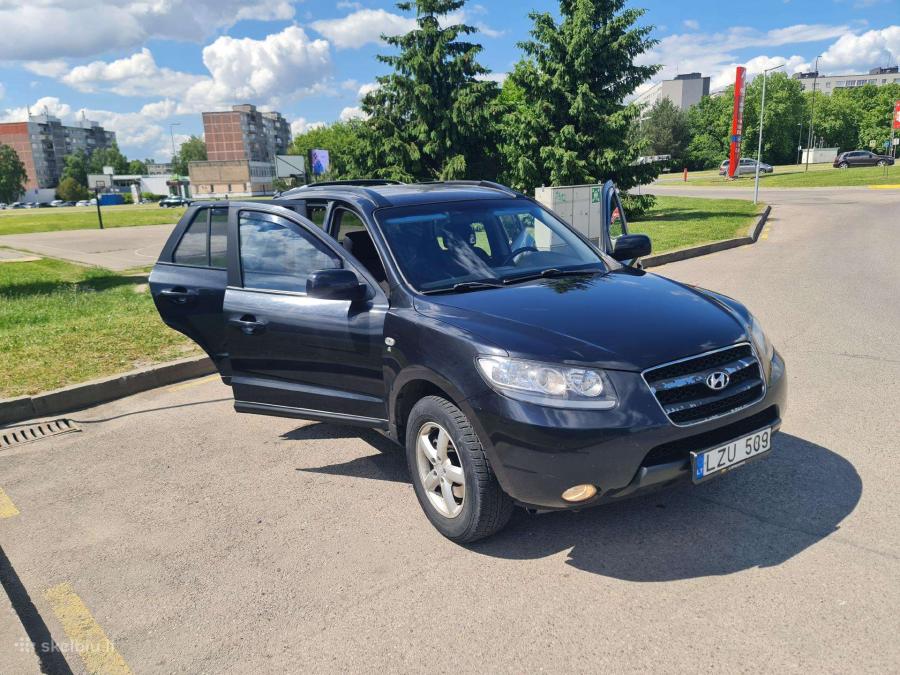 Melns Hyundai Santa Fe 2006 Kauņa, ar dzinēja tilpumu 2.20 L un nobraukumu 250 tūkst. km par 2500 €, foto 8 vietnē AUTOMOTO.COM.LV