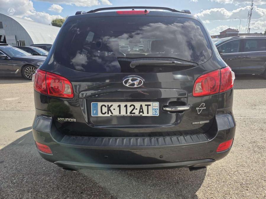 Melns Hyundai Santa Fe 2006 Marijampole, ar dzinēja tilpumu 2.19 L un nobraukumu 256 tūkst. km par 3699 €, foto 7 vietnē AUTOMOTO.COM.LV