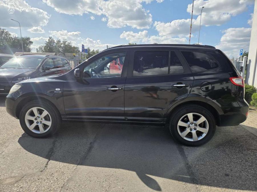 Melns Hyundai Santa Fe 2006 Marijampole, ar dzinēja tilpumu 2.19 L un nobraukumu 256 tūkst. km par 3699 €, foto 9 vietnē AUTOMOTO.COM.LV
