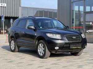 Black Hyundai Santa Fe 2006 in Siauliai, with an engine capacity of 2.19 L and mileage of 228 thousand km for 4200 €, photo 3 on AUTOMOTO.COM.LV