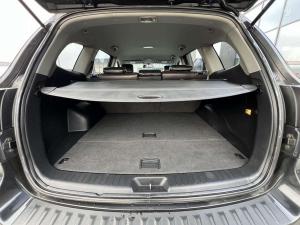 Black Hyundai Santa Fe 2006 in Siauliai, with an engine capacity of 2.19 L and mileage of 228 thousand km for 4200 €, photo 22 on AUTOMOTO.COM.LV