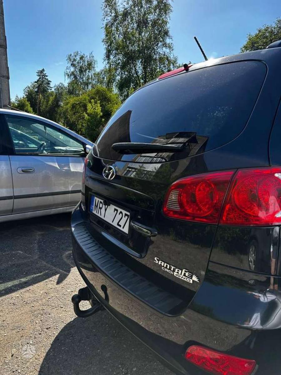 Melns Hyundai Santa Fe 2006 Kauņa, ar dzinēja tilpumu 2.19 L un nobraukumu 274 tūkst. km par 3100 €, foto 12 vietnē AUTOMOTO.COM.LV