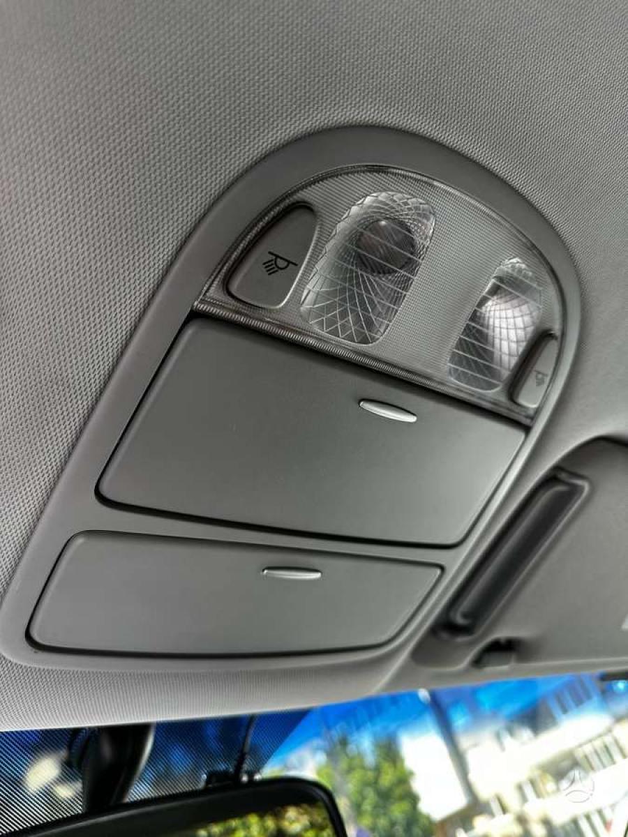 Melns Hyundai Santa Fe 2006 Kauņa, ar dzinēja tilpumu 2.19 L un nobraukumu 274 tūkst. km par 3100 €, foto 23 vietnē AUTOMOTO.COM.LV