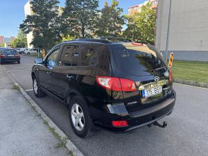 Melns Hyundai Santa Fe 2006 Tallina, ar dzinēja tilpumu 2.20 L un nobraukumu 318 tūkst. km par 2400 €, foto 3 vietnē AUTOMOTO.COM.LV