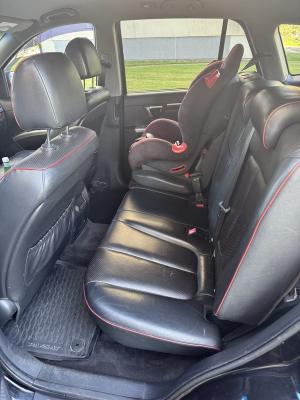 Melns Hyundai Santa Fe 2006 Tallina, ar dzinēja tilpumu 2.20 L un nobraukumu 318 tūkst. km par 2400 €, foto 23 vietnē AUTOMOTO.COM.LV