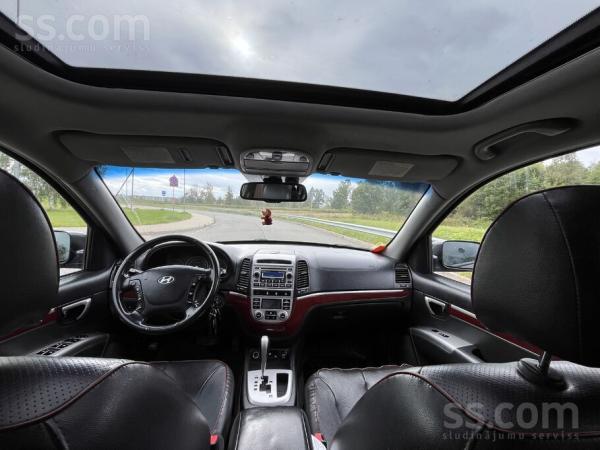 Melns Hyundai Santa Fe 2006 Rēzekne, ar dzinēja tilpumu 2.20 L un nobraukumu 235 tūkst. km par 2750 €, foto 8 vietnē AUTOMOTO.COM.LV