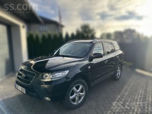 Melns Hyundai Santa Fe 2006 Rīga, ar dzinēja tilpumu 2.20 L un nobraukumu 239 tūkst. km par 3990 €, foto  vietnē AUTOMOTO.COM.LV