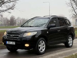 Melns Hyundai Santa Fe 2007 Kauņa, ar dzinēja tilpumu 2.19 L un nobraukumu 296 tūkst. km par 4000 €, foto 2 vietnē AUTOMOTO.COM.LV