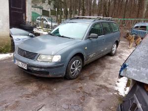 Black Hyundai Santa Fe 2007 in Vilnius, with an engine capacity of 1.90 L and mileage of 300 thousand km for 400 €, photo 4 on AUTOMOTO.COM.LV