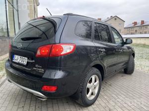 Melns Hyundai Santa Fe 2007 Balvi, ar dzinēja tilpumu 2.20 L un nobraukumu 336 tūkst. km par 3350 €, foto 3 vietnē AUTOMOTO.COM.LV