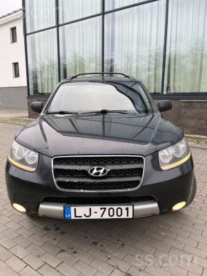 Melns Hyundai Santa Fe 2007 Balvi, ar dzinēja tilpumu 2.20 L un nobraukumu 336 tūkst. km par 3350 €, foto 10 vietnē AUTOMOTO.COM.LV