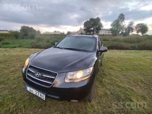 Melns Hyundai Santa Fe 2007 Daugavpils, ar dzinēja tilpumu 2.20 L un nobraukumu 224 tūkst. km par 3300 €, foto 2 vietnē AUTOMOTO.COM.LV