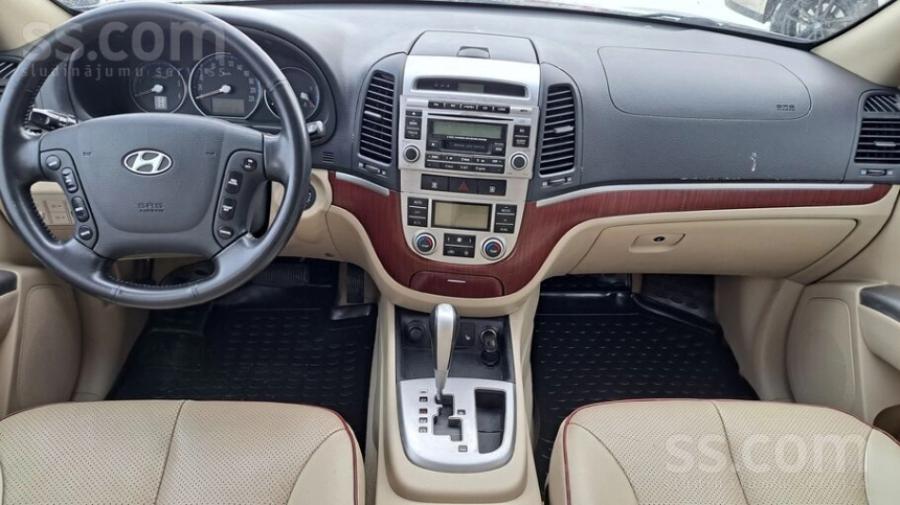 Melns Hyundai Santa Fe 2007 Rīga, ar dzinēja tilpumu 2.20 L un nobraukumu 326 tūkst. km par 3490 €, foto 7 vietnē AUTOMOTO.COM.LV