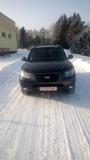 Melns Hyundai Santa Fe 2007 Prienai, ar dzinēja tilpumu 2.20 L un nobraukumu 162 tūkst. km par 4900 €, foto  vietnē AUTOMOTO.COM.LV