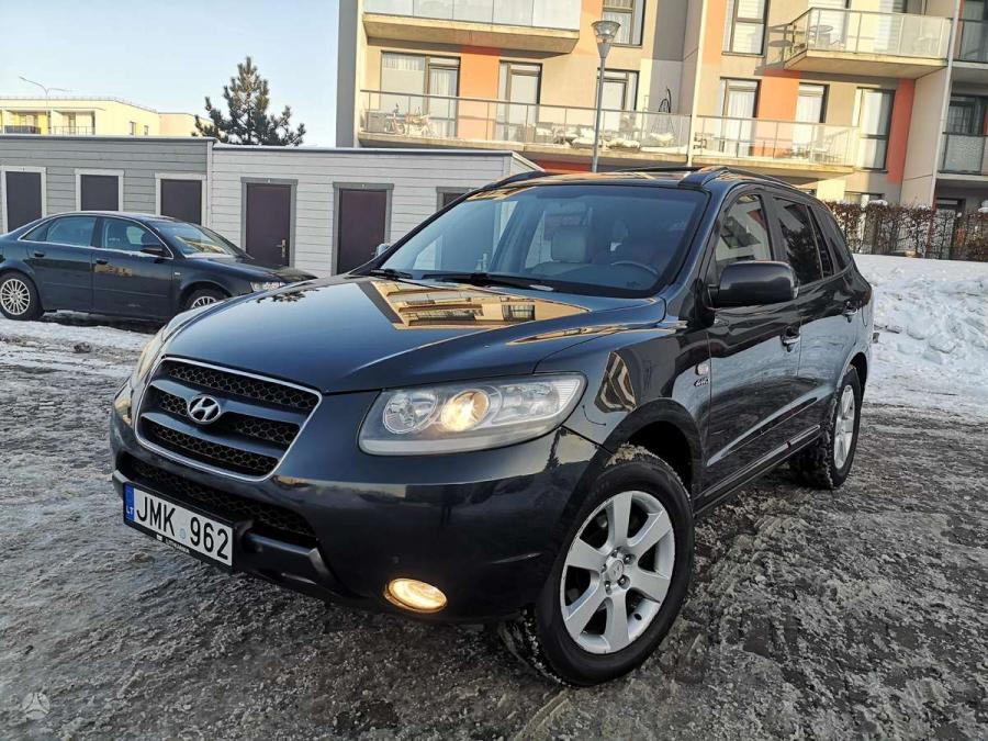Melns Hyundai Santa Fe 2007 Klaipėda, ar dzinēja tilpumu 2.20 L un nobraukumu 286 tūkst. km par 2999 €, foto 8 vietnē AUTOMOTO.COM.LV