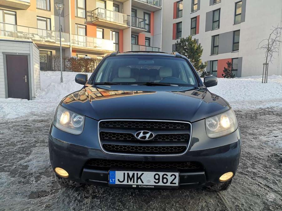 Melns Hyundai Santa Fe 2007 Klaipėda, ar dzinēja tilpumu 2.20 L un nobraukumu 286 tūkst. km par 2999 €, foto 17 vietnē AUTOMOTO.COM.LV