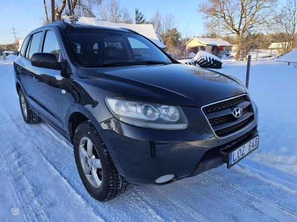 Melns Hyundai Santa Fe 2007 Kauņa, ar dzinēja tilpumu 2.19 L un nobraukumu 207 tūkst. km par 3450 €, foto 4 vietnē AUTOMOTO.COM.LV
