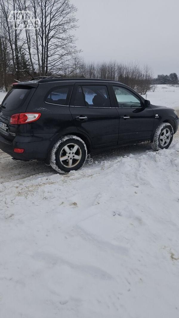 Melns Hyundai Santa Fe 2007 Viļņa, ar dzinēja tilpumu 2.20 L un nobraukumu 378 tūkst. km par 2300 €, foto 2 vietnē AUTOMOTO.COM.LV