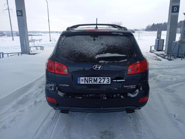Melns Hyundai Santa Fe 2007 Šalčininkai, ar dzinēja tilpumu 2.19 L un nobraukumu 286 tūkst. km par 4600 €, foto 7 vietnē AUTOMOTO.COM.LV