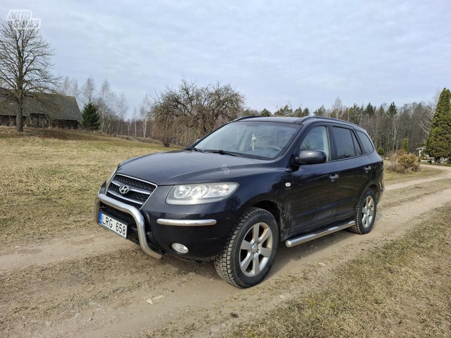 Melns Hyundai Santa Fe 2007 Viļņa, ar dzinēja tilpumu 2.20 L un nobraukumu 225 tūkst. km par 2700 €, foto 4 vietnē AUTOMOTO.COM.LV