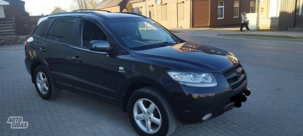 Black Hyundai Santa Fe 2007 in Taurage, with an engine capacity of 2.20 L and mileage of 264 thousand km for 1799 €, photo 1 on AUTOMOTO.COM.LV