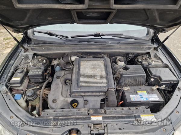 Melns Hyundai Santa Fe 2007 Jegeva, ar dzinēja tilpumu 2.20 L un nobraukumu 411 tūkst. km par 2800 €, foto 9 vietnē AUTOMOTO.COM.LV