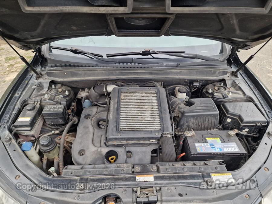 Melns Hyundai Santa Fe 2007 Jegeva, ar dzinēja tilpumu 2.20 L un nobraukumu 411 tūkst. km par 2800 €, foto 10 vietnē AUTOMOTO.COM.LV