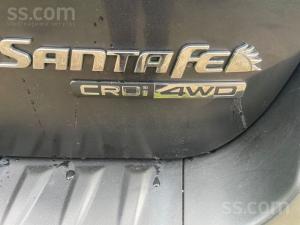 Black Hyundai Santa Fe 2007 in Riga, with an engine capacity of 2.20 L and mileage of 0 thousand km for 4499 €, photo 14 on AUTOMOTO.COM.LV