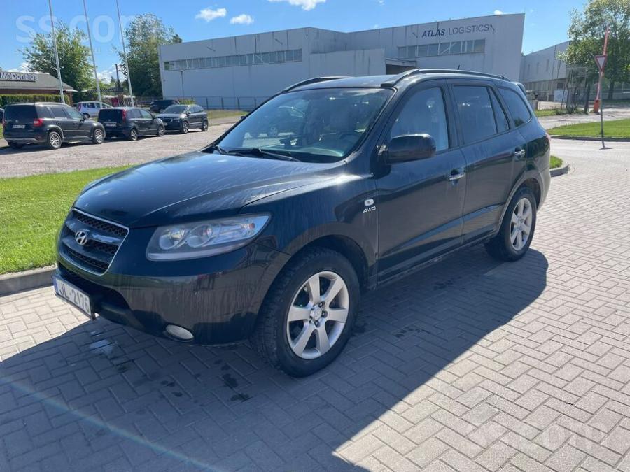 Melns Hyundai Santa Fe 2007 Rīga, ar dzinēja tilpumu 2.20 L un nobraukumu 354 tūkst. km par 2900 €, foto 1 vietnē AUTOMOTO.COM.LV