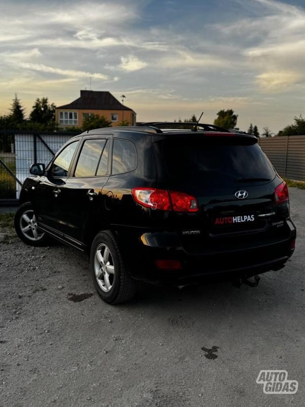 Black Hyundai Santa Fe 2007 in Klaipeda, with an engine capacity of 2.20 L and mileage of 350 thousand km for 4250 €, photo 7 on AUTOMOTO.COM.LV