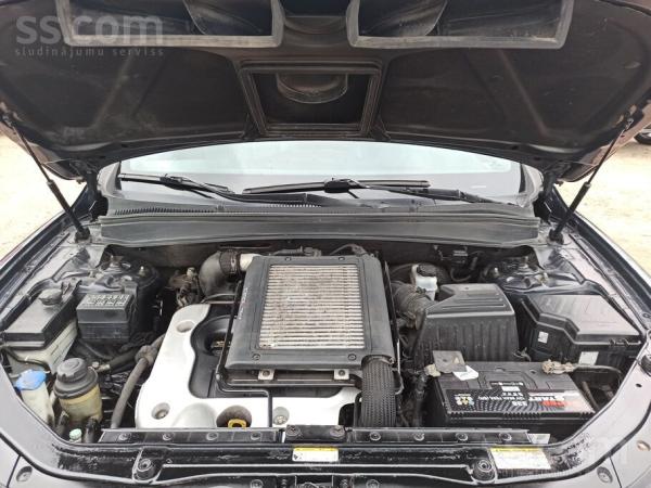 Black Hyundai Santa Fe 2007 in Daugavpils, with an engine capacity of 2.20 L and mileage of 0 thousand km for 4300 €, photo 9 on AUTOMOTO.COM.LV