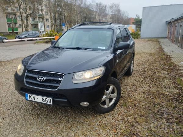 Melns Hyundai Santa Fe 2007 Jelgava, ar dzinēja tilpumu 2.20 L un nobraukumu 270 tūkst. km par 4000 €, foto 1 vietnē AUTOMOTO.COM.LV