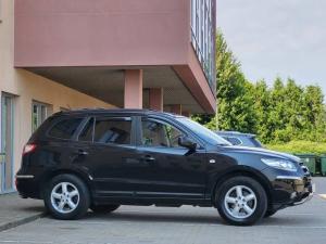 Black Hyundai Santa Fe 2007 in Jelgava, with an engine capacity of 2.20 L and mileage of 304 thousand km for 3290 €, photo 7 on AUTOMOTO.COM.LV