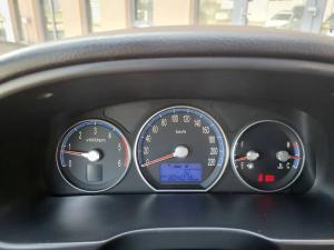 Black Hyundai Santa Fe 2007 in Jelgava, with an engine capacity of 2.20 L and mileage of 304 thousand km for 3290 €, photo 22 on AUTOMOTO.COM.LV
