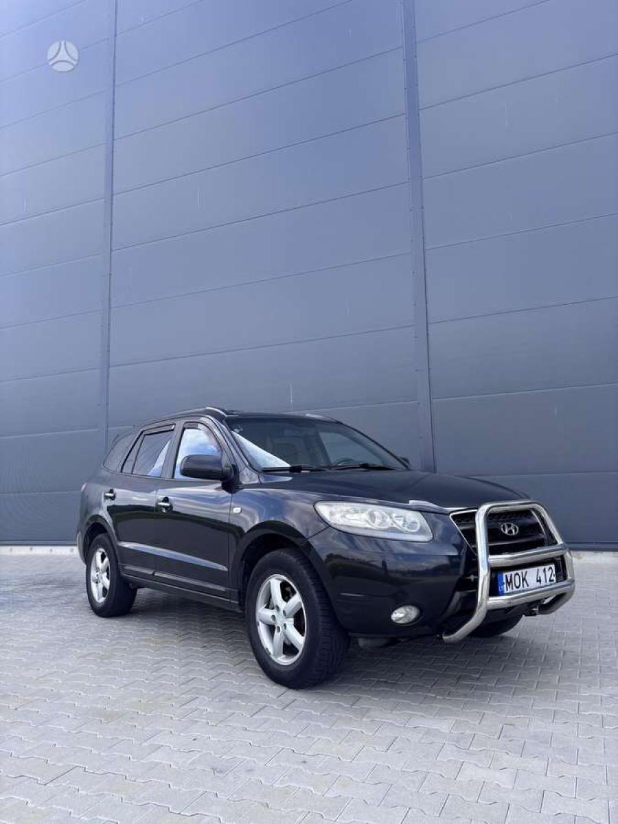 Melns Hyundai Santa Fe 2007 Šauļi, ar dzinēja tilpumu 2.19 L un nobraukumu 329 tūkst. km par 3250 €, foto 1 vietnē AUTOMOTO.COM.LV