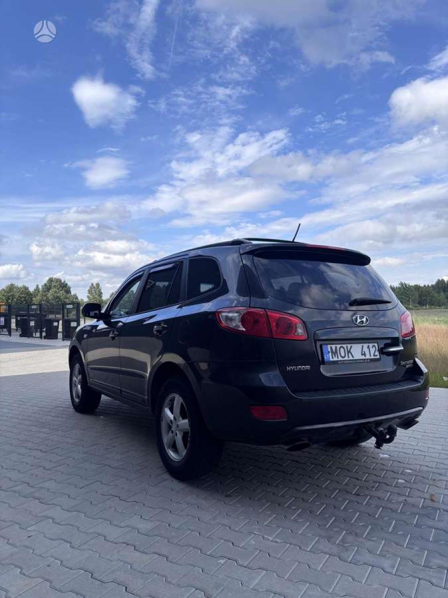 Melns Hyundai Santa Fe 2007 Šauļi, ar dzinēja tilpumu 2.19 L un nobraukumu 329 tūkst. km par 3250 €, foto 5 vietnē AUTOMOTO.COM.LV