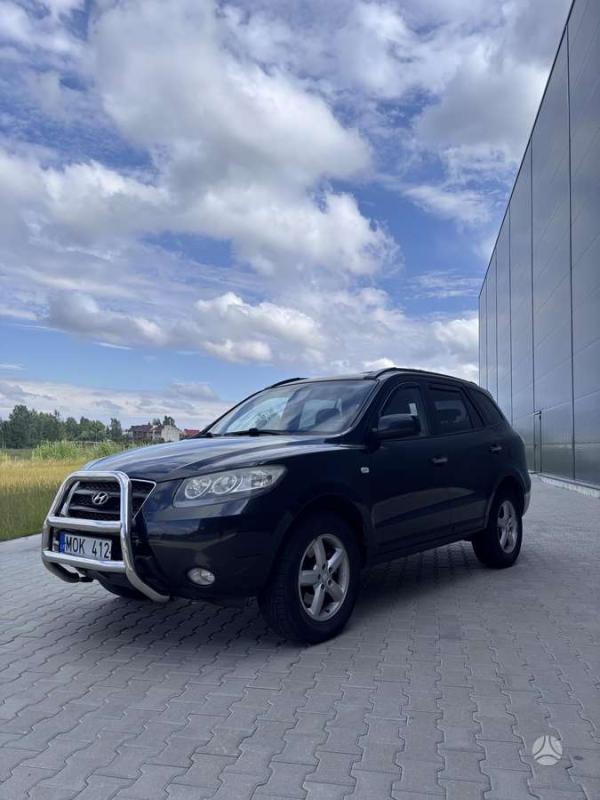 Melns Hyundai Santa Fe 2007 Šauļi, ar dzinēja tilpumu 2.19 L un nobraukumu 329 tūkst. km par 3250 €, foto 6 vietnē AUTOMOTO.COM.LV