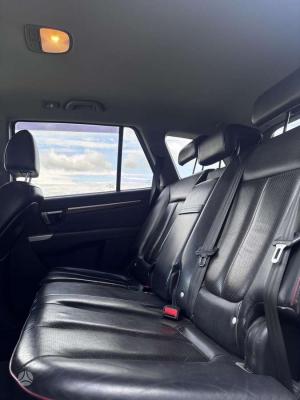 Melns Hyundai Santa Fe 2007 Šauļi, ar dzinēja tilpumu 2.19 L un nobraukumu 329 tūkst. km par 3250 €, foto 13 vietnē AUTOMOTO.COM.LV