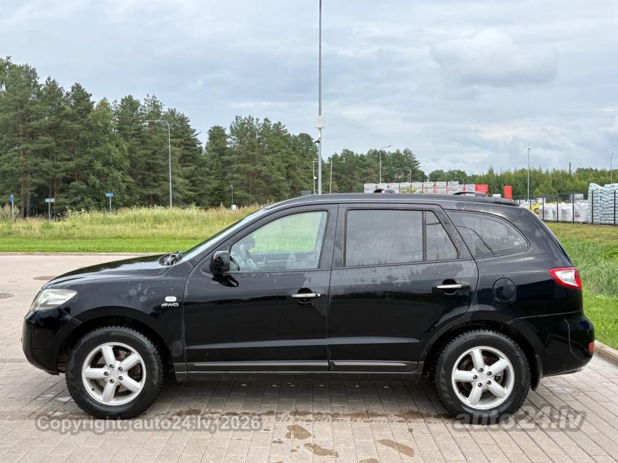 Melns Hyundai Santa Fe 2007 Rapla, ar dzinēja tilpumu 2.20 L un nobraukumu 0 tūkst. km par 1800 €, foto 6 vietnē AUTOMOTO.COM.LV