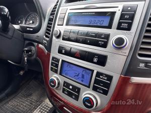 Melns Hyundai Santa Fe 2007 Rapla, ar dzinēja tilpumu 2.20 L un nobraukumu 0 tūkst. km par 1800 €, foto 14 vietnē AUTOMOTO.COM.LV