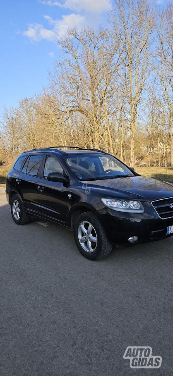 Melns Hyundai Santa Fe 2007 Pasvalys, ar dzinēja tilpumu 2.20 L un nobraukumu 289 tūkst. km par 3500 €, foto 2 vietnē AUTOMOTO.COM.LV