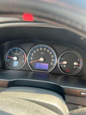 Melns Hyundai Santa Fe 2007 Marijampole, ar dzinēja tilpumu 2.19 L un nobraukumu 206 tūkst. km par 3650 €, foto 14 vietnē AUTOMOTO.COM.LV