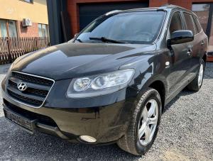 Black Hyundai Santa Fe 2007 in Marijampole, with an engine capacity of 2.19 L and mileage of 245 thousand km for 4490 €, photo 8 on AUTOMOTO.COM.LV