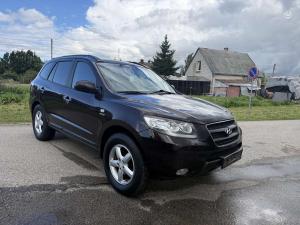 Black Hyundai Santa Fe 2007 in Marijampole, with an engine capacity of 2.19 L and mileage of 242 thousand km for 2999 €, photo 9 on AUTOMOTO.COM.LV